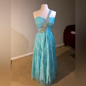 Masquerade | Dresses | Beautiful Turquoise Prom Dress | Poshmark